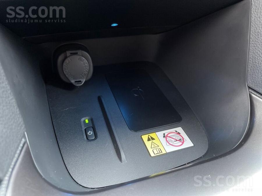 Sarkans Toyota Yaris 2023 Rīga, ar dzinēja tilpumu 1.50 L un nobraukumu 13 tūkst. km par 26990 €, foto 29 vietnē AUTOMOTO.COM.LV