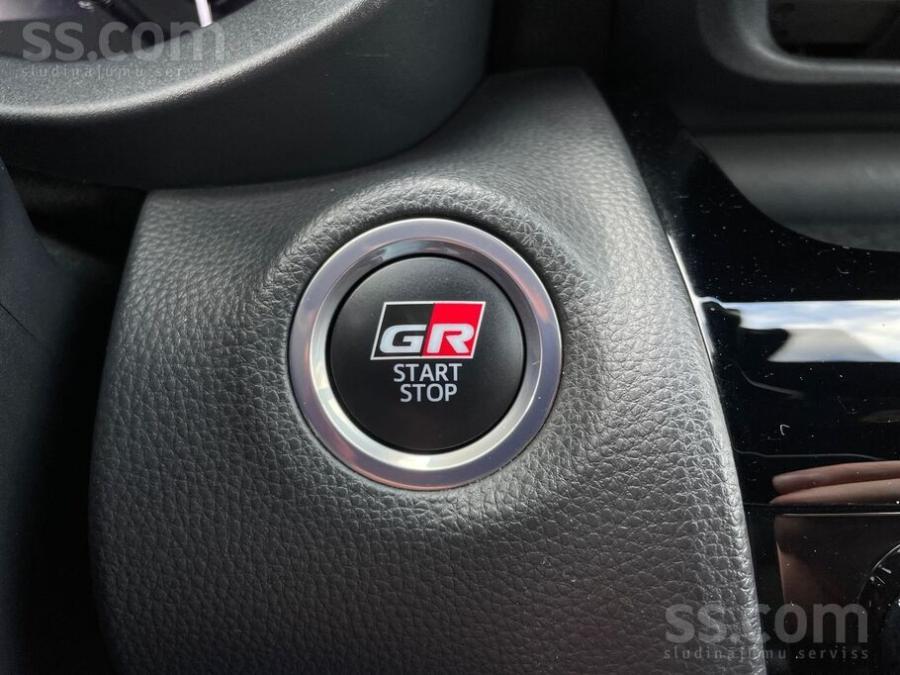 Sarkans Toyota Yaris 2023 Rīga, ar dzinēja tilpumu 1.50 L un nobraukumu 13 tūkst. km par 26990 €, foto 30 vietnē AUTOMOTO.COM.LV