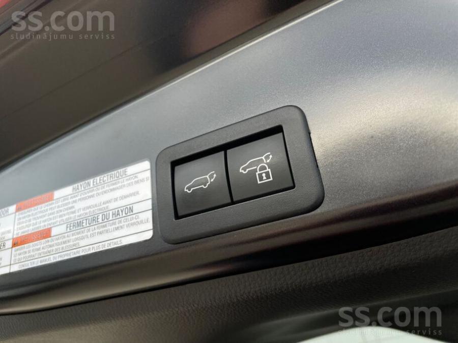 Sarkans Toyota Yaris 2023 Rīga, ar dzinēja tilpumu 1.50 L un nobraukumu 13 tūkst. km par 26990 €, foto 32 vietnē AUTOMOTO.COM.LV