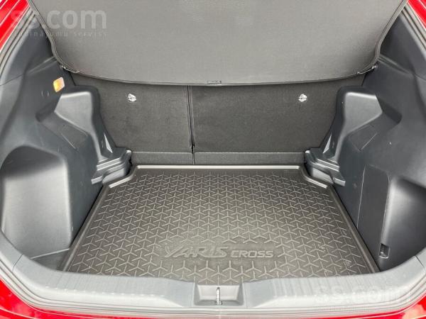 Sarkans Toyota Yaris 2025 Rīga, ar dzinēja tilpumu 1.50 L un nobraukumu 12 tūkst. km par 25990 €, foto 11 vietnē AUTOMOTO.COM.LV