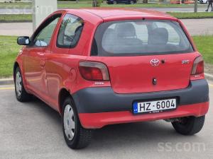 Sarkans Toyota Yaris 2001 Rīga, ar dzinēja tilpumu 1.00 L un nobraukumu 0 tūkst. km par 550 €, foto 4 vietnē AUTOMOTO.COM.LV