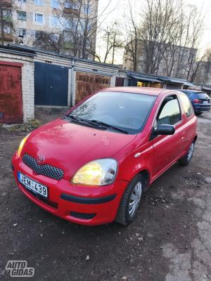Red Toyota Yaris 2003 in Kaunas, with an engine capacity of 1.00 L and mileage of 114 thousand km for 450 €, photo  on AUTOMOTO.COM.LV