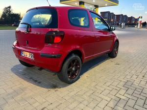 Red Toyota Yaris 2004 in Klaipeda, with an engine capacity of 1.40 L and mileage of 237 thousand km for 800 €, photo 6 on AUTOMOTO.COM.LV