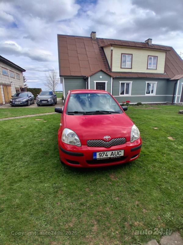 Red Toyota Yaris 2005 in Tallinn, with an engine capacity of 1.00 L and mileage of 220 thousand km for 750 €, photo 1 on AUTOMOTO.COM.LV