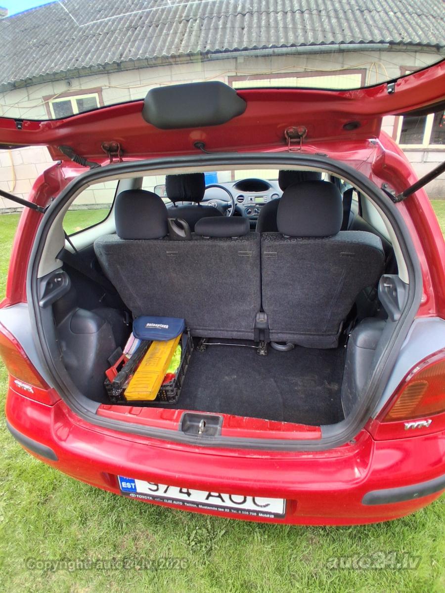 Red Toyota Yaris 2005 in Tallinn, with an engine capacity of 1.00 L and mileage of 220 thousand km for 750 €, photo 10 on AUTOMOTO.COM.LV