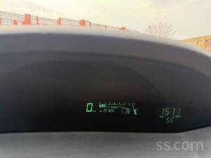 Красный Тойота Ярис 2006 в Лиепая, объемом двигателя 1.40 л и пробегом 220 тыс. км за 2100 €, фото 15 на AUTOMOTO.COM.LV