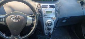 Sarkans Toyota Yaris 2006 Kauņa, ar dzinēja tilpumu 1.30 L un nobraukumu 169 tūkst. km par 2800 €, foto 8 vietnē AUTOMOTO.COM.LV