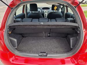 Красный Тойота Ярис 2007 в Каунас, объемом двигателя 1.30 л и пробегом 210 тыс. км за 2890 €, фото 23 на AUTOMOTO.COM.LV