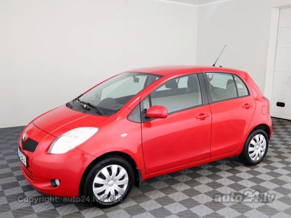 Sarkans Toyota Yaris 2007 Tallina, ar dzinēja tilpumu 1.30 L un nobraukumu 145 tūkst. km par 2299 €, foto 3 vietnē AUTOMOTO.COM.LV
