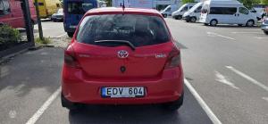 Sarkans Toyota Yaris 2008 Viļņa, ar dzinēja tilpumu 1.36 L un nobraukumu 143 tūkst. km par 2350 €, foto 7 vietnē AUTOMOTO.COM.LV