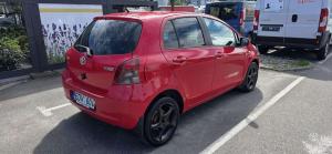 Sarkans Toyota Yaris 2008 Viļņa, ar dzinēja tilpumu 1.36 L un nobraukumu 143 tūkst. km par 2350 €, foto 8 vietnē AUTOMOTO.COM.LV