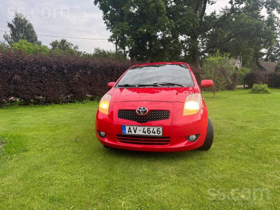 Sarkans Toyota Yaris 2008 Rīga, ar dzinēja tilpumu 1.50 L un nobraukumu 279 tūkst. km par 1510 €, foto 8 vietnē AUTOMOTO.COM.LV