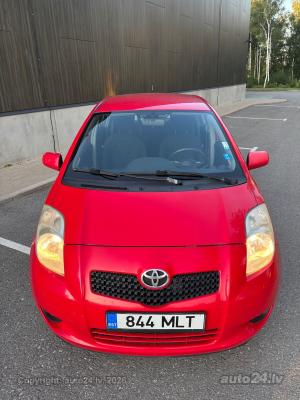 Red Toyota Yaris 2008 in Tartu, with an engine capacity of 1.30 L and mileage of 143 thousand km for 3299 €, photo 3 on AUTOMOTO.COM.LV
