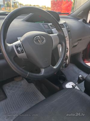 Red Toyota Yaris 2008 in Tartu, with an engine capacity of 1.30 L and mileage of 143 thousand km for 3299 €, photo 7 on AUTOMOTO.COM.LV