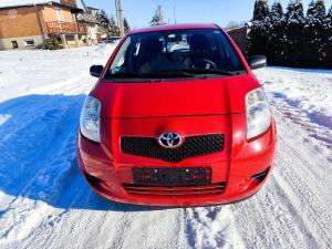 Sarkans Toyota Yaris 2009 Marijampole, ar dzinēja tilpumu 1.30 L un nobraukumu 199 tūkst. km par 2650 €, foto 14 vietnē AUTOMOTO.COM.LV