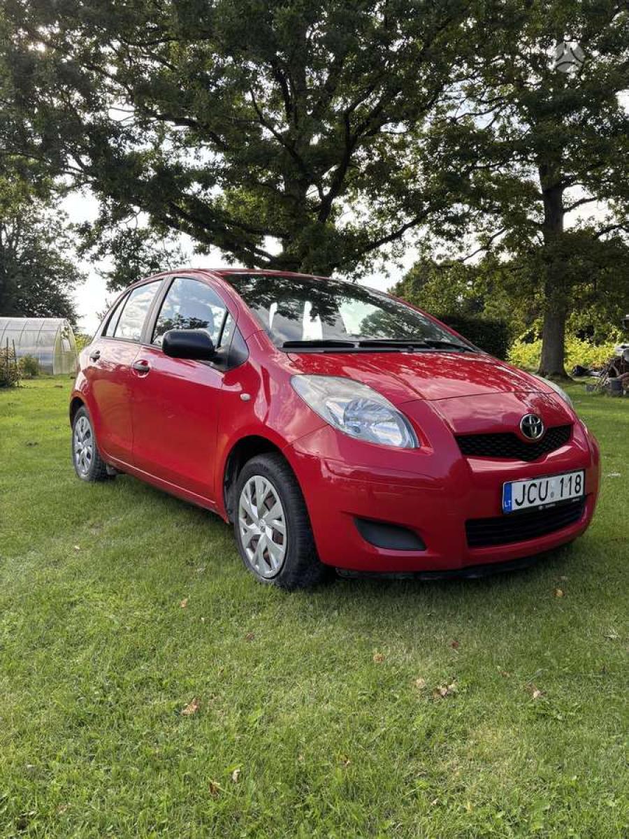 Red Toyota Yaris 2009 in Klaipeda, with an engine capacity of 1.33 L and mileage of 234 thousand km for 1500 €, photo 10 on AUTOMOTO.COM.LV