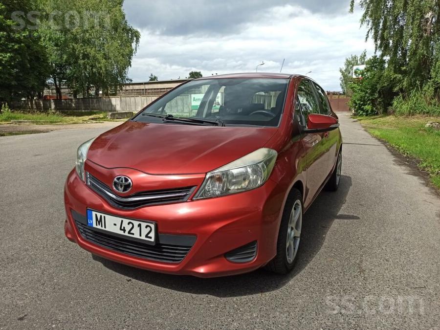 Sarkans Toyota Yaris 2011 Rīga, ar dzinēja tilpumu 1.40 L un nobraukumu 233 tūkst. km par 3500 €, foto 1 vietnē AUTOMOTO.COM.LV