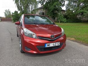 Sarkans Toyota Yaris 2011 Rīga, ar dzinēja tilpumu 1.40 L un nobraukumu 233 tūkst. km par 3500 €, foto 2 vietnē AUTOMOTO.COM.LV