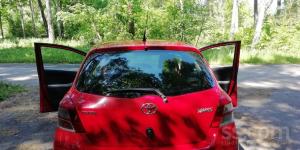Sarkans Toyota Yaris 2011 Rīga, ar dzinēja tilpumu 1.30 L un nobraukumu 271 tūkst. km par 2900 €, foto 4 vietnē AUTOMOTO.COM.LV