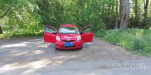 Sarkans Toyota Yaris 2011 Rīga, ar dzinēja tilpumu 1.30 L un nobraukumu 271 tūkst. km par 2900 €, foto 16 vietnē AUTOMOTO.COM.LV