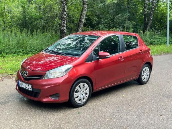 Red Toyota Yaris 2011 in Riga, with an engine capacity of 1.30 L and mileage of 0 thousand km for 5499 €, photo 1 on AUTOMOTO.COM.LV