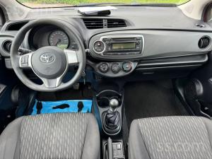 Красный Тойота Ярис 2012 в Огре, объемом двигателя 1.30 л и пробегом 189 тыс. км за 5280 €, фото 12 на AUTOMOTO.COM.LV