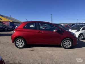 Red Toyota Yaris 2013 in Kaunas, with an engine capacity of 1.00 L and mileage of 45 thousand km for 4750 €, photo 12 on AUTOMOTO.COM.LV