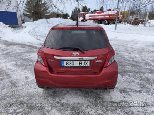 Red Toyota Yaris 2013 in Tallinn, with an engine capacity of 1.30 L and mileage of 151 thousand km for 6999 €, photo 12 on AUTOMOTO.COM.LV