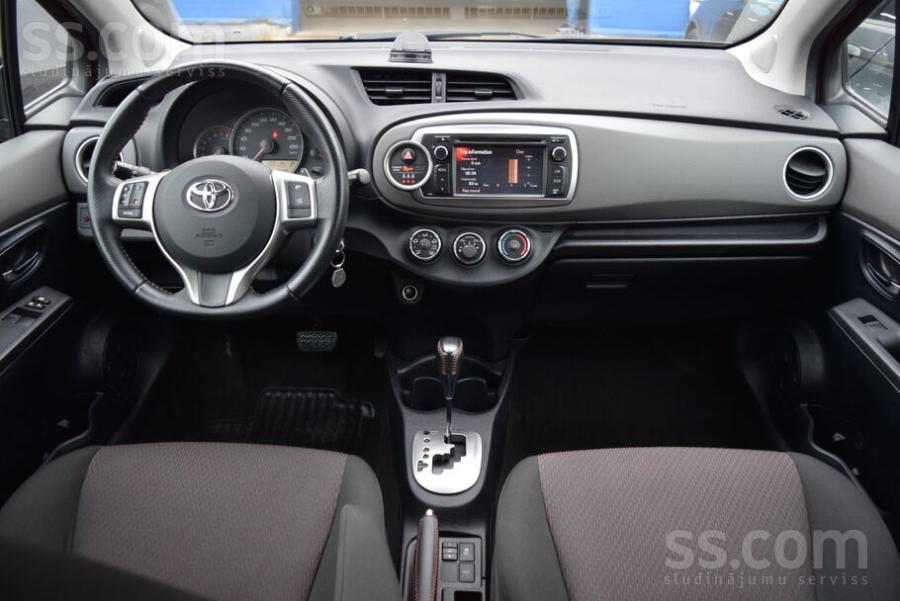 Sarkans Toyota Yaris 2013 Rīga, ar dzinēja tilpumu 1.30 L un nobraukumu 110 tūkst. km par 5900 €, foto 5 vietnē AUTOMOTO.COM.LV