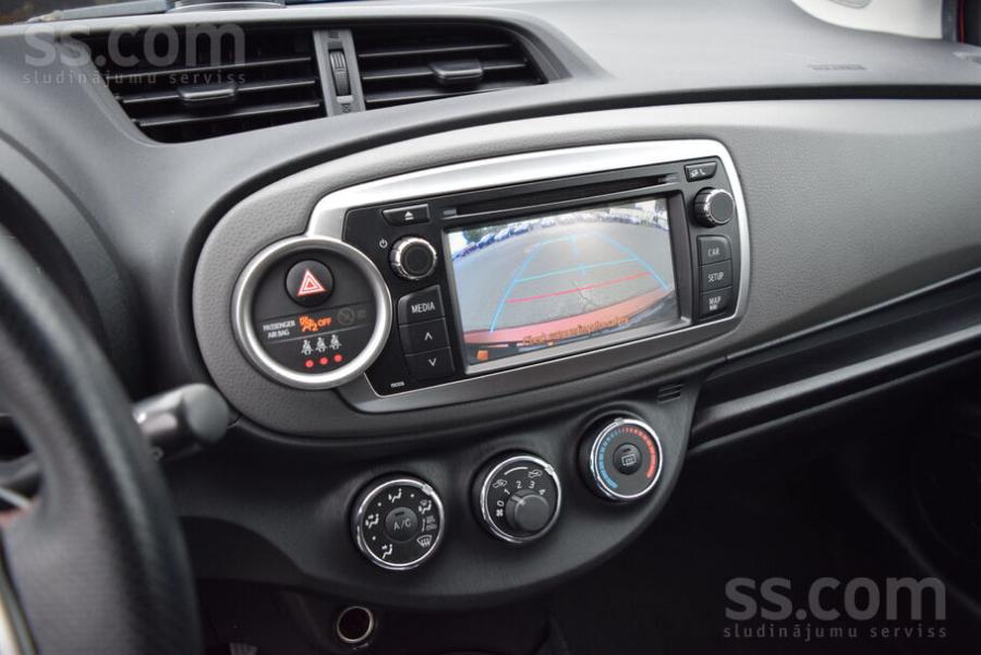 Sarkans Toyota Yaris 2013 Rīga, ar dzinēja tilpumu 1.30 L un nobraukumu 110 tūkst. km par 5900 €, foto 7 vietnē AUTOMOTO.COM.LV