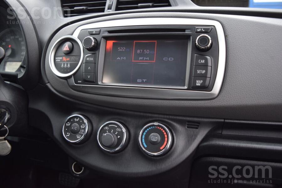 Sarkans Toyota Yaris 2013 Rīga, ar dzinēja tilpumu 1.30 L un nobraukumu 110 tūkst. km par 5900 €, foto 8 vietnē AUTOMOTO.COM.LV