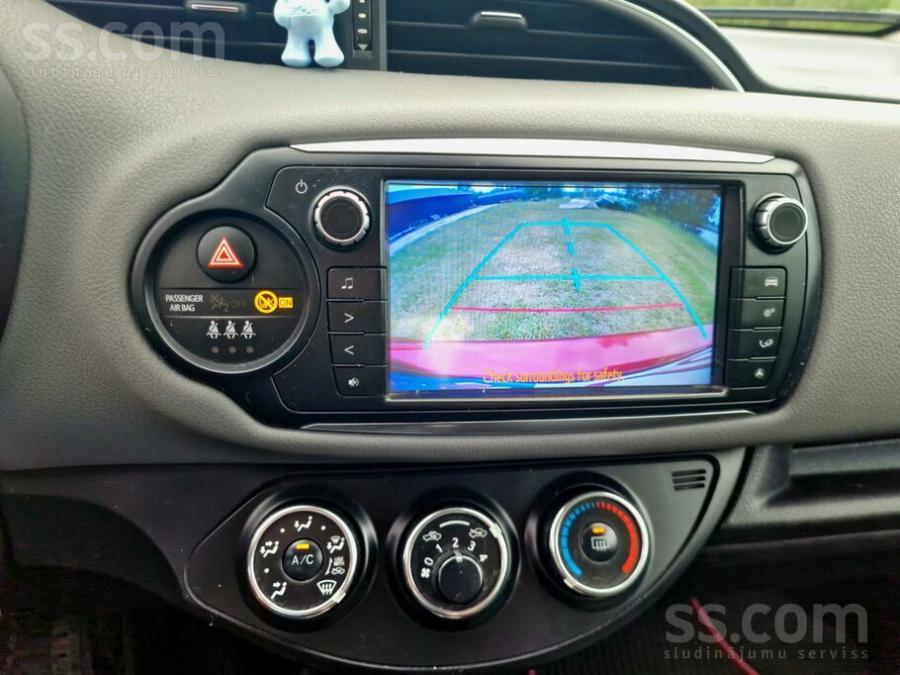 Красный Тойота Ярис 2014 в Кулдига, объемом двигателя 1.30 л и пробегом 181 тыс. км за 7000 €, фото 13 на AUTOMOTO.COM.LV