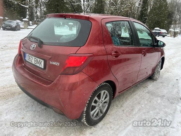 Red Toyota Yaris 2014 in Rakvere, with an engine capacity of 1.30 L and mileage of 164 thousand km for 8599 €, photo 7 on AUTOMOTO.COM.LV