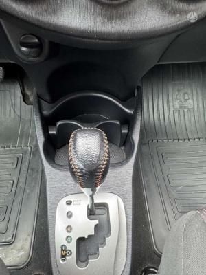 Sarkans Toyota Yaris 2014 Klaipėda, ar dzinēja tilpumu 1.33 L un nobraukumu 255 tūkst. km par 8200 €, foto 14 vietnē AUTOMOTO.COM.LV