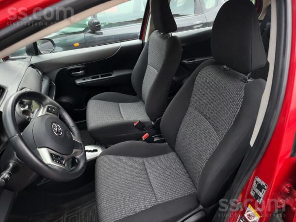 Toyota Yaris 2014 in Riga on AUTOMOTO.COM.LV Red Toyota Yaris 2014 in Riga, with an engine capacity of 1.30 L and mileage of 80 thousand km for 8200 €, photo 10 on AUTOMOTO.COM.LV