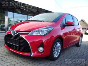 Sarkans Toyota Yaris 2015 Rīga, ar dzinēja tilpumu 1.50 L un nobraukumu 97 tūkst. km par 11300 €, foto 1 vietnē AUTOMOTO.COM.LV