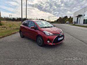 Sarkans Toyota Yaris 2015 Tallina, ar dzinēja tilpumu 1.30 L un nobraukumu 127 tūkst. km par 7300 €, foto 3 vietnē AUTOMOTO.COM.LV