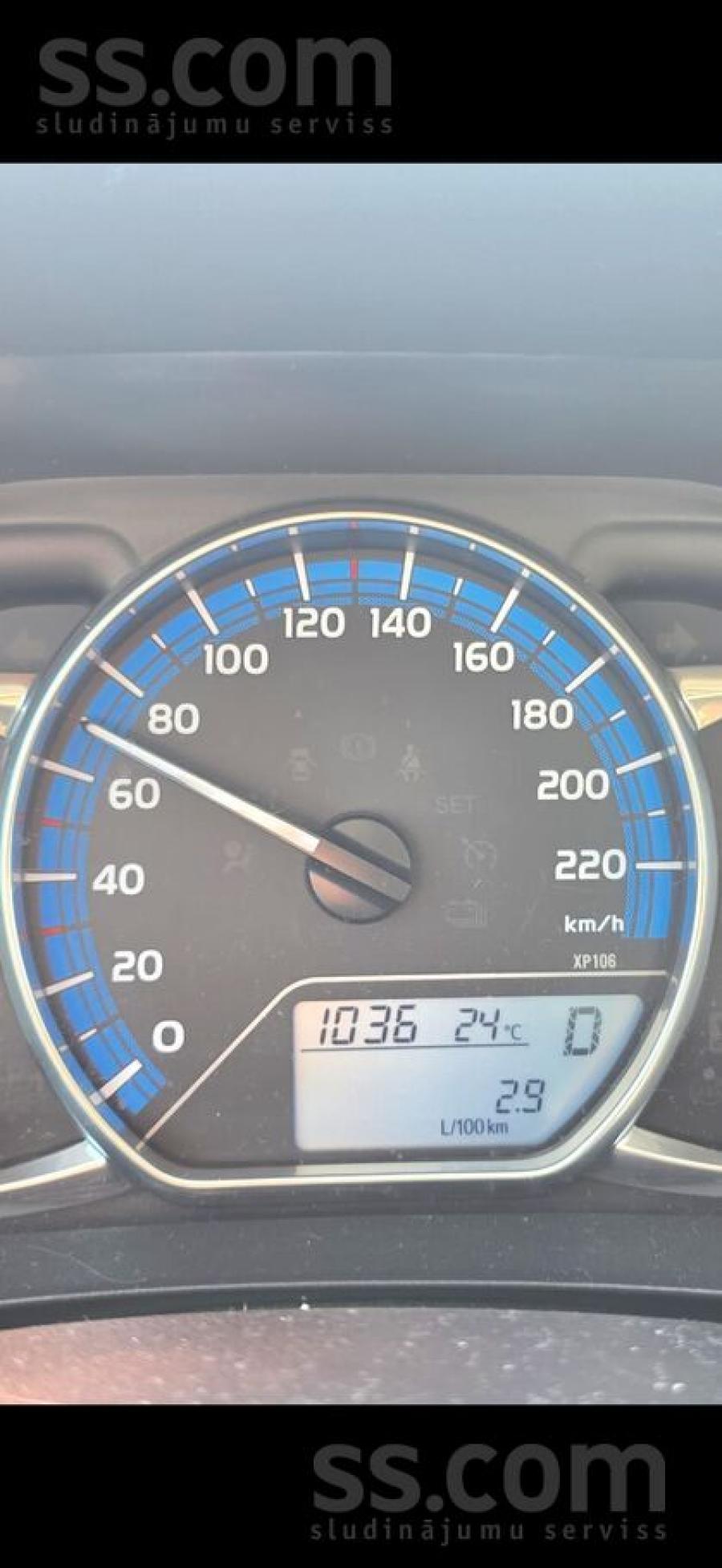 Red Toyota Yaris 2015 in Riga, with an engine capacity of 1.50 L and mileage of 52 thousand km for 11911 €, photo 25 on AUTOMOTO.COM.LV
