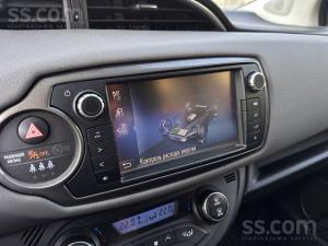 Sarkans Toyota Yaris 2015 Rīga, ar dzinēja tilpumu 1.50 L un nobraukumu 95 tūkst. km par 7500 €, foto 11 vietnē AUTOMOTO.COM.LV