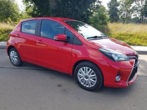 Red Toyota Yaris 2015 in Vilnius, with an engine capacity of 1.50 L and mileage of 178 thousand km for 7200 €, photo 5 on AUTOMOTO.COM.LV