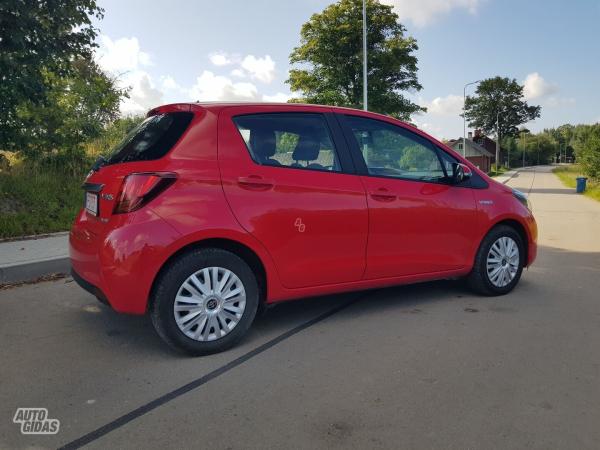 Sarkans Toyota Yaris 2015 Viļņa, ar dzinēja tilpumu 1.50 L un nobraukumu 178 tūkst. km par 7200 €, foto 7 vietnē AUTOMOTO.COM.LV