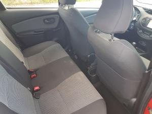 Red Toyota Yaris 2015 in Vilnius, with an engine capacity of 1.50 L and mileage of 178 thousand km for 7200 €, photo 13 on AUTOMOTO.COM.LV
