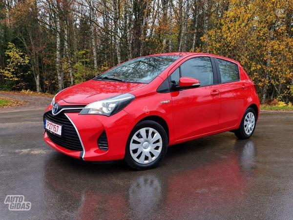 Sarkans Toyota Yaris 2015 Viļņa, ar dzinēja tilpumu 1.50 L un nobraukumu 299 tūkst. km par 7300 €, foto 1 vietnē AUTOMOTO.COM.LV
