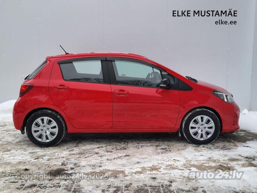 Sarkans Toyota Yaris 2016 Tallina, ar dzinēja tilpumu 1.00 L un nobraukumu 36 tūkst. km par 9495 €, foto 14 vietnē AUTOMOTO.COM.LV