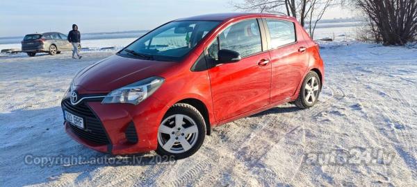 Sarkans Toyota Yaris 2016 Tallina, ar dzinēja tilpumu 1.30 L un nobraukumu 111 tūkst. km par 7000 €, foto 3 vietnē AUTOMOTO.COM.LV