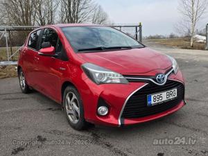 Sarkans Toyota Yaris 2016 Tallina, ar dzinēja tilpumu 1.50 L un nobraukumu 76 tūkst. km par 9900 €, foto  vietnē AUTOMOTO.COM.LV