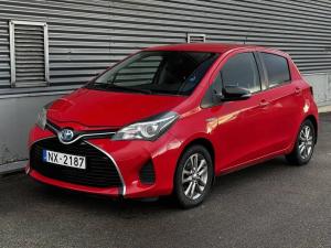 Red Toyota Yaris 2016 in Riga, with an engine capacity of 1.50 L and mileage of 232 thousand km for 5900 €, photo  on AUTOMOTO.COM.LV