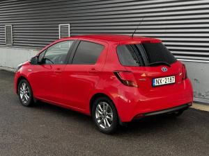 Red Toyota Yaris 2016 in Riga, with an engine capacity of 1.50 L and mileage of 232 thousand km for 5900 €, photo 4 on AUTOMOTO.COM.LV