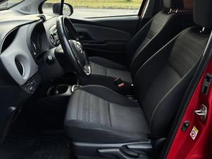 Red Toyota Yaris 2016 in Riga, with an engine capacity of 1.50 L and mileage of 232 thousand km for 5900 €, photo 10 on AUTOMOTO.COM.LV