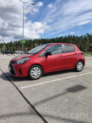 Sarkans Toyota Yaris 2016 Rīga, ar dzinēja tilpumu 1.50 L un nobraukumu 197 tūkst. km par 5400 €, foto 3 vietnē AUTOMOTO.COM.LV